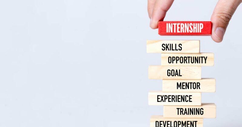What is internship? How it works and benefits - A Detailed Guide - TBlog